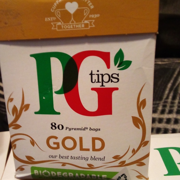 PG Tips | Kitchen | Pg Tips Gold Black Tea | Poshmark